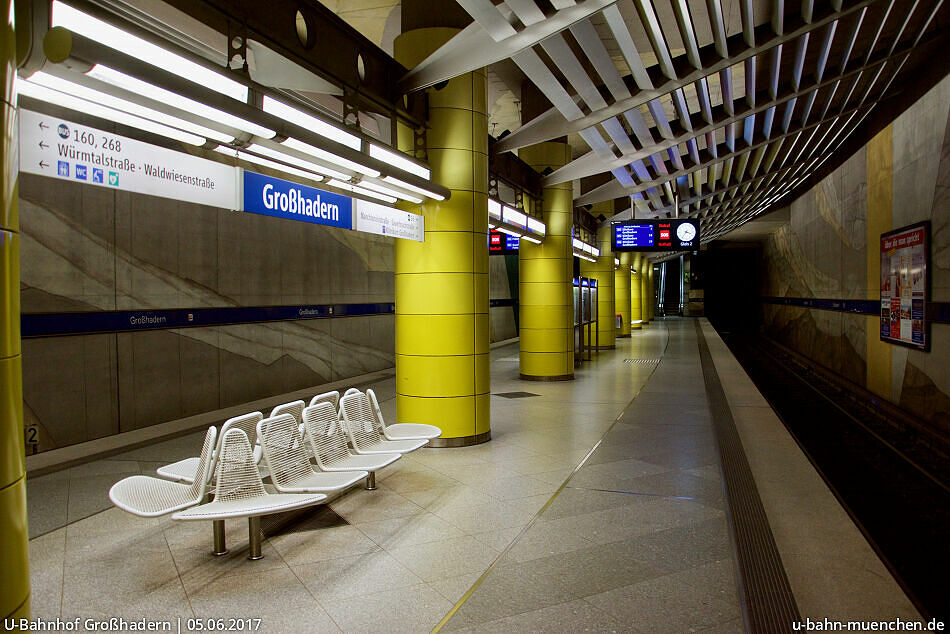 U-Bahnlinie U6 von Garching-Forschungszentrum zum Klinikum Großhadern ...