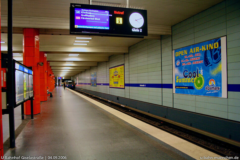 U-Bahnhof Giselastraße (U3, U6) - U-Bahn München